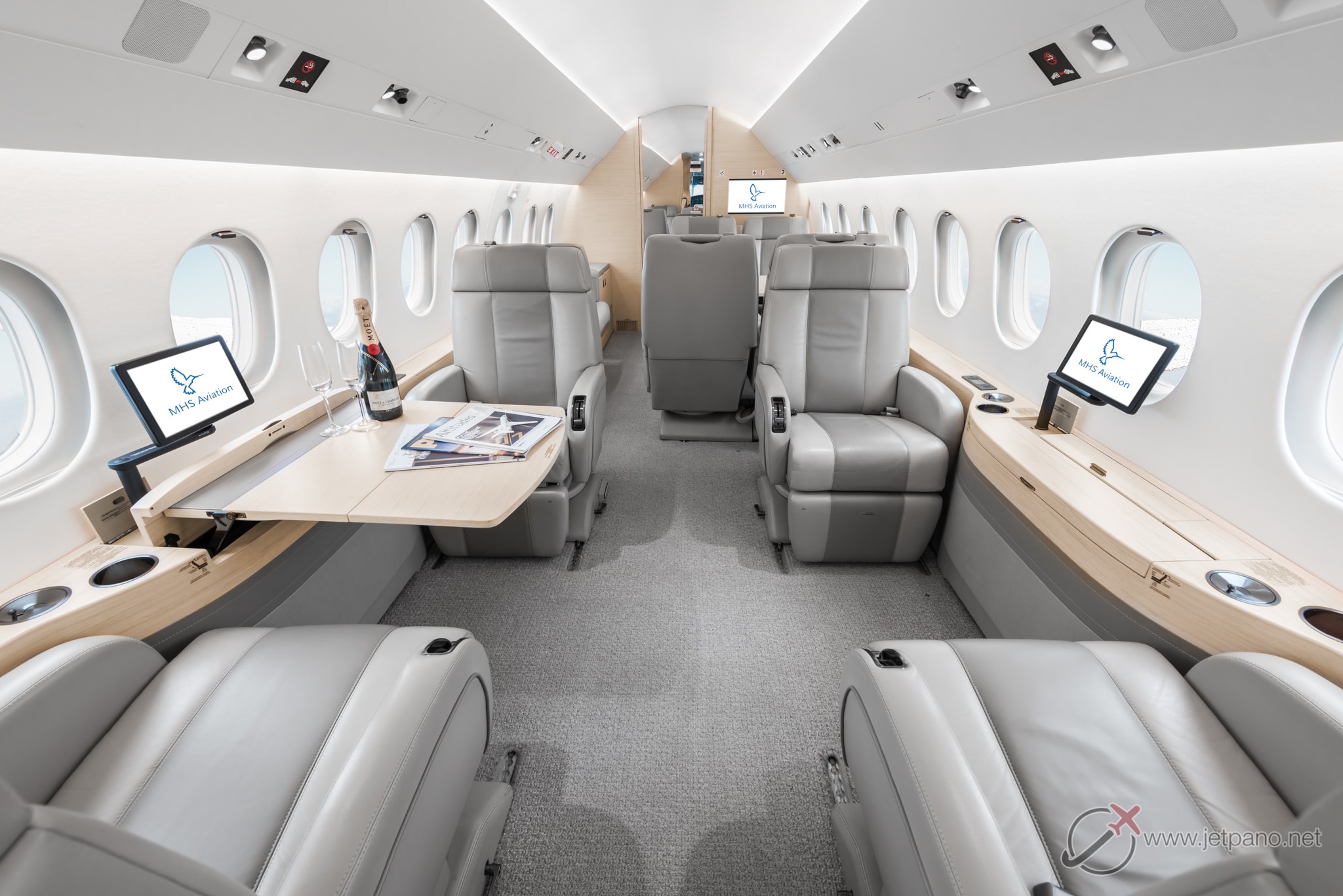 Dassault Falcon 2000