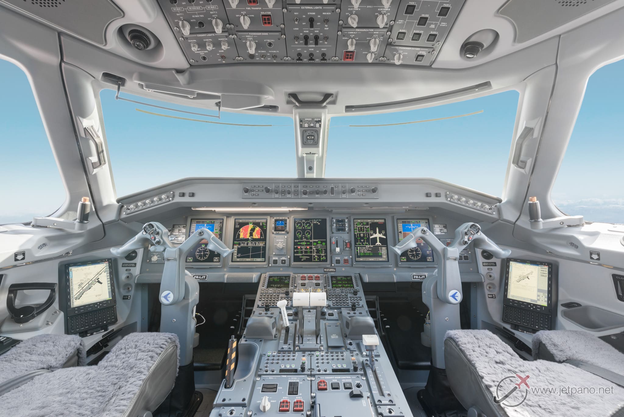 Embraer Lineage 1000E