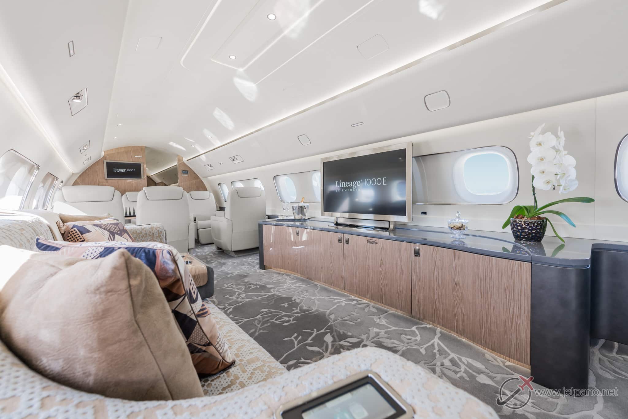 Embraer Lineage 1000E